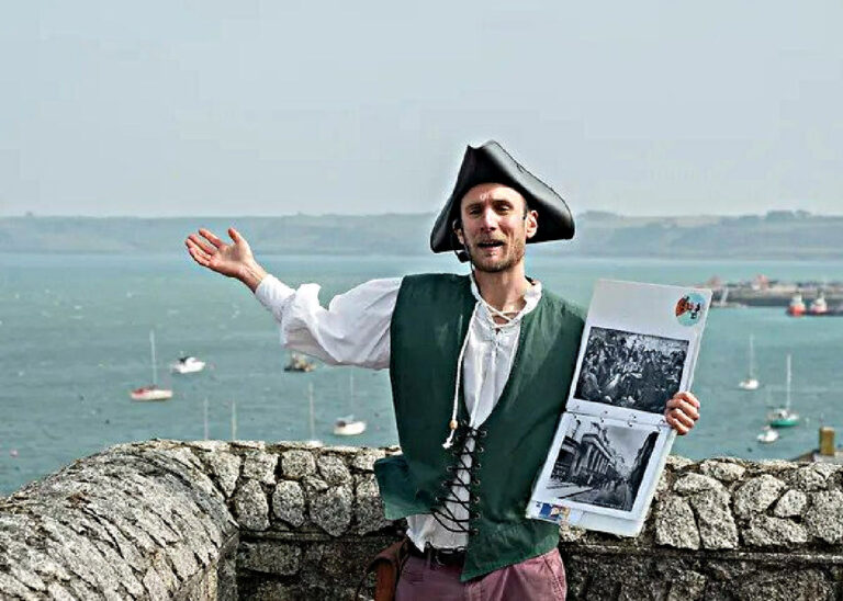 Things To Do In Falmouth Cornwall: 27+ Top Attractions - cornishcompass.com