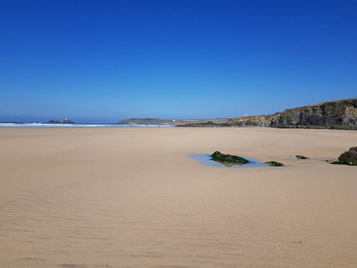 19 Best Surfing Beaches in Cornwall: Ultimate Surfing Guide ...