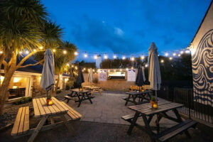 10 Best Places to Eat in Rock Cornwall: Dining Out Guide ...
